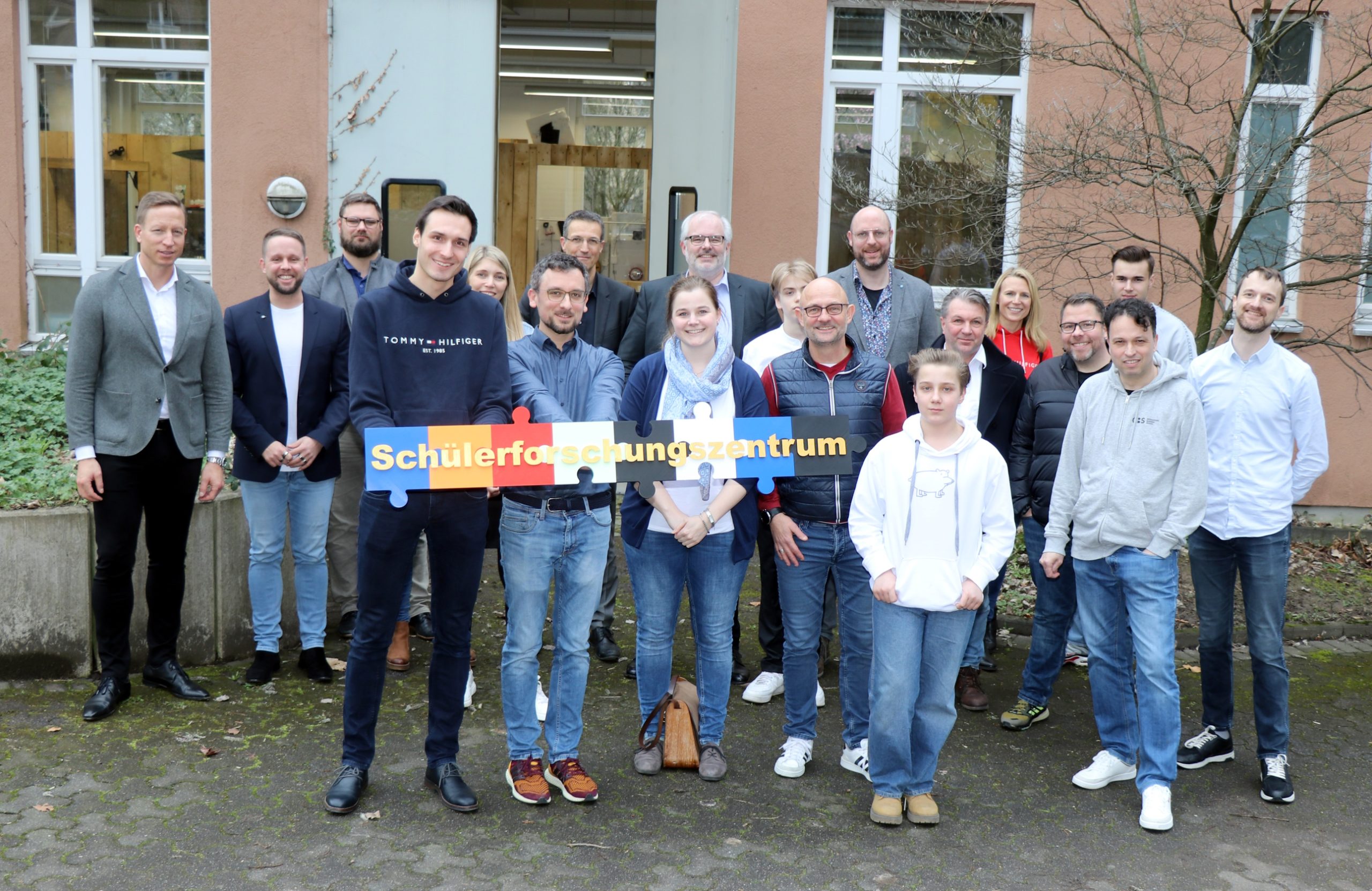 Schülerforschungszentrum Solingen geht an den Start - Solingen Business ...